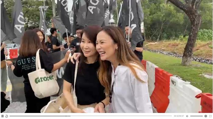 【女人】两母女更像是两姐妹 | MUDA 候选人 Abe Lim 被指【撞脸 DJ 颜薇恩】，妈妈意外出镜也成焦点！